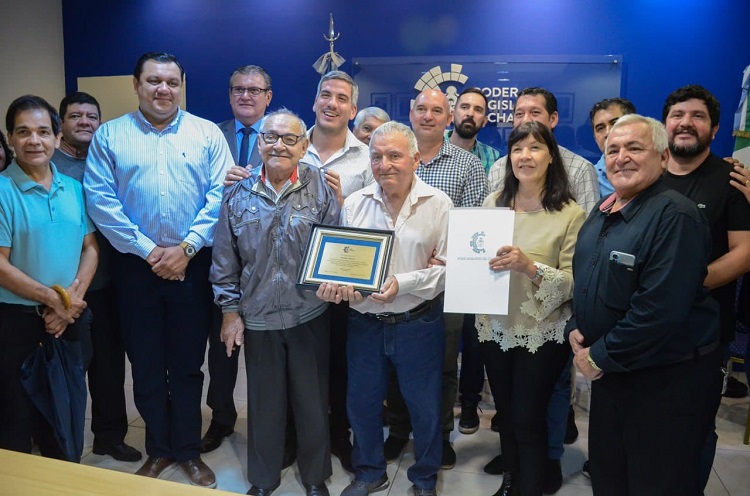 Reconocimiento legislativo a la trayectoria política y sindical de ...